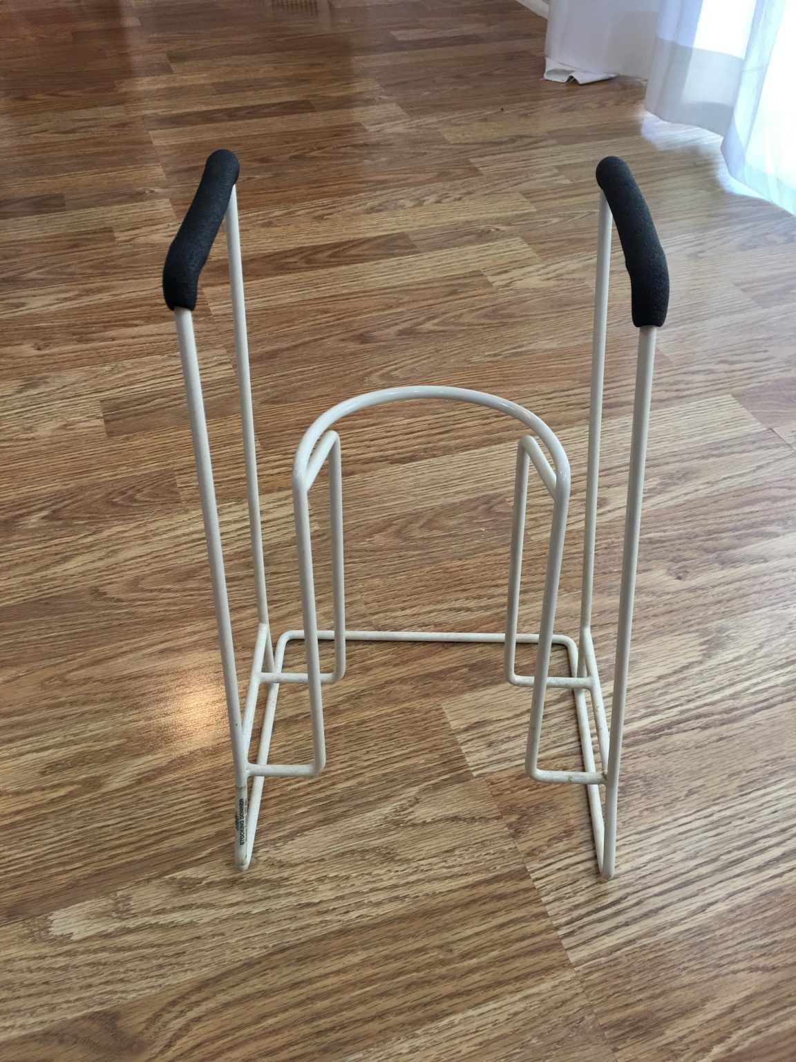 How to Put on Compression Socks with a Compression Sock Tool - EquipMeOT