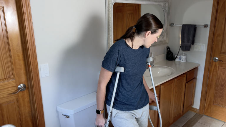 How to Use Toilet When Non-Weight Bearing with Crutches or Walker ...